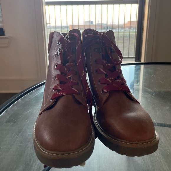 St. John's Bay | Shoes | St Johns Bay Boots | Poshmark